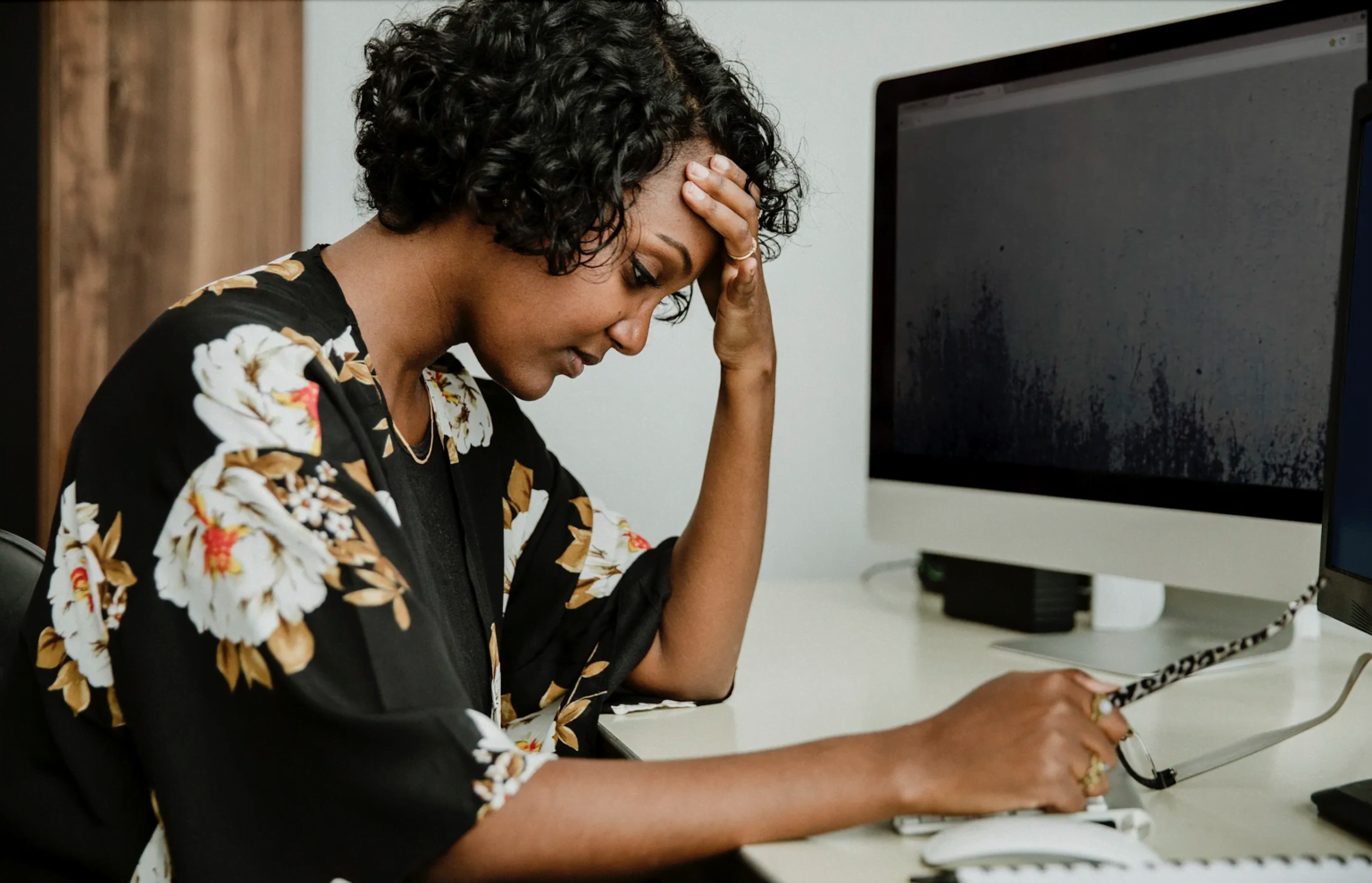 My Boyfriend Doesn’t Want Me To Visit Him Because of His Toilet Roll ...