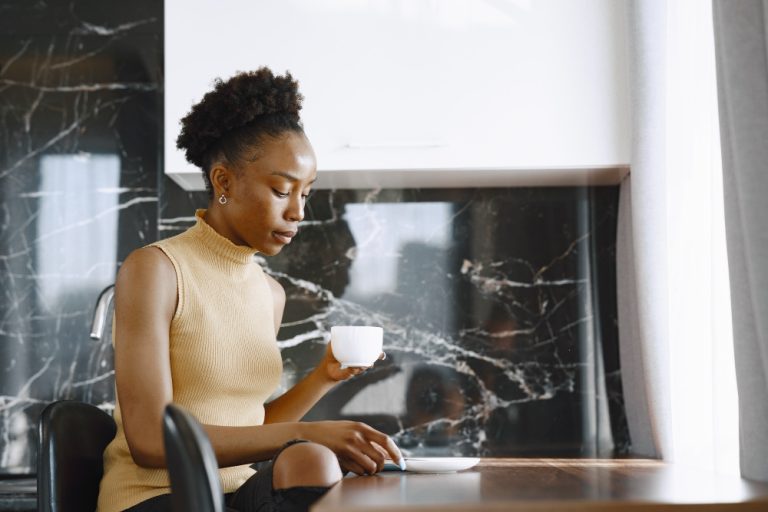 I Own a Four-Bedroom House, Yet My Husband Wants Me to Pay Rent ...
